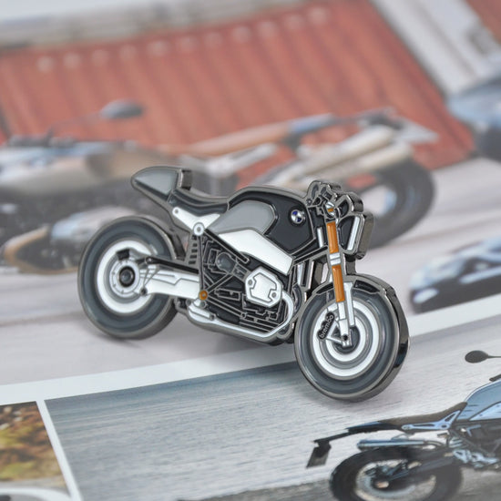 R nineT Motorbike Lapel Pins Badges Gifts for Motorcycle Riders – MotoPins